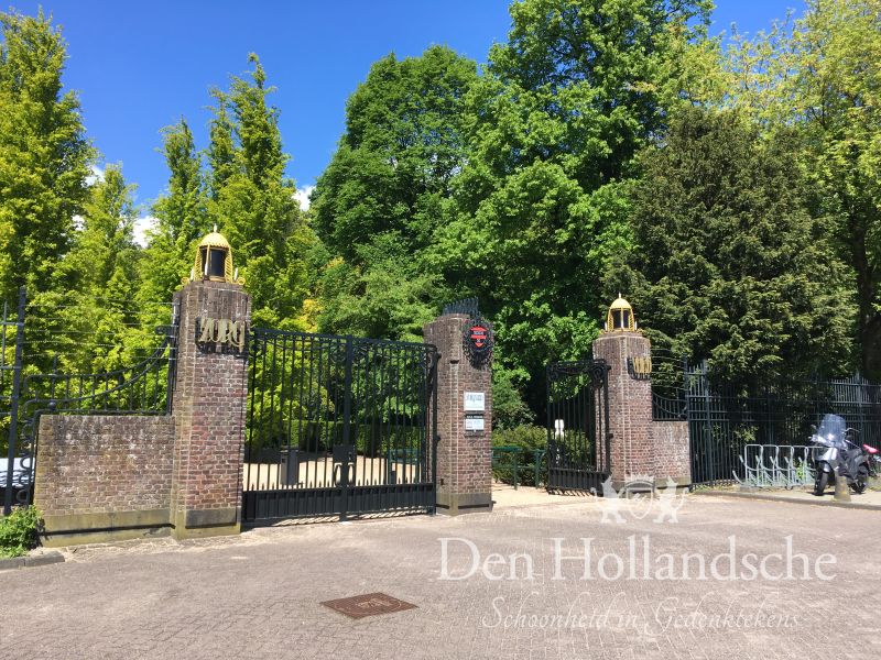 Grafstenen en grafmonumenten Amsterdam - Den Hollandsche Gedenktekens