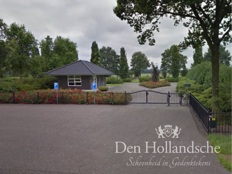 Grafmonumenten en grafstenen in Beerzerveld - Den Hollandsche Gedenktekens