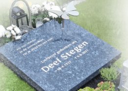 Grafmonumenten en grafstenen - Den Hollandsche Gedenktekens