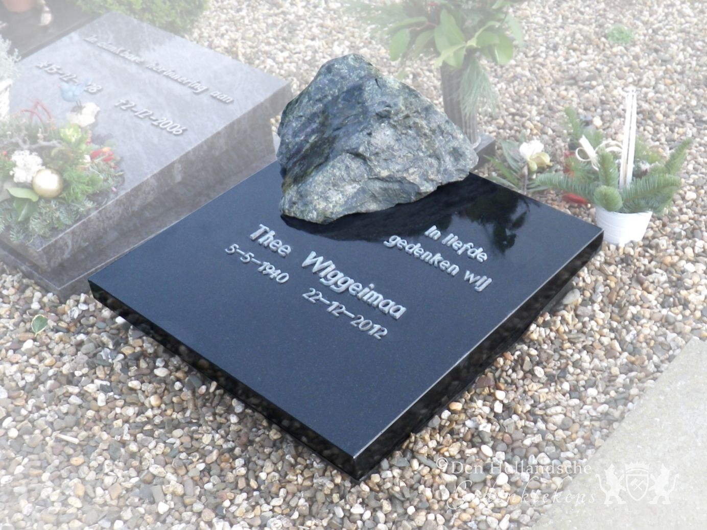 Grafsteen urnenveld | Den Hollandsche Gedenktekens | 20620