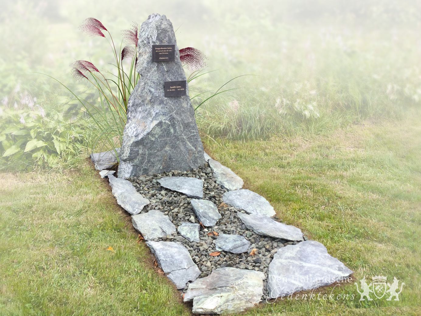 Natuurlijke ruwe steen grafmonument | Den Hollandsche Gedenktekens